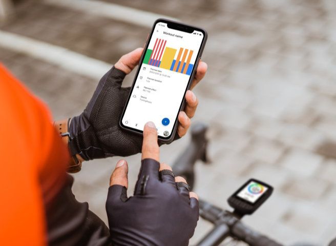 Strava KOM Mastery: Strategies to Crush Your Next Segment | ROUVY