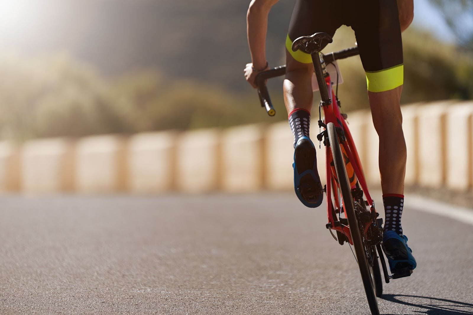 Cycling sprint workouts that build real explosive power | ROUVY