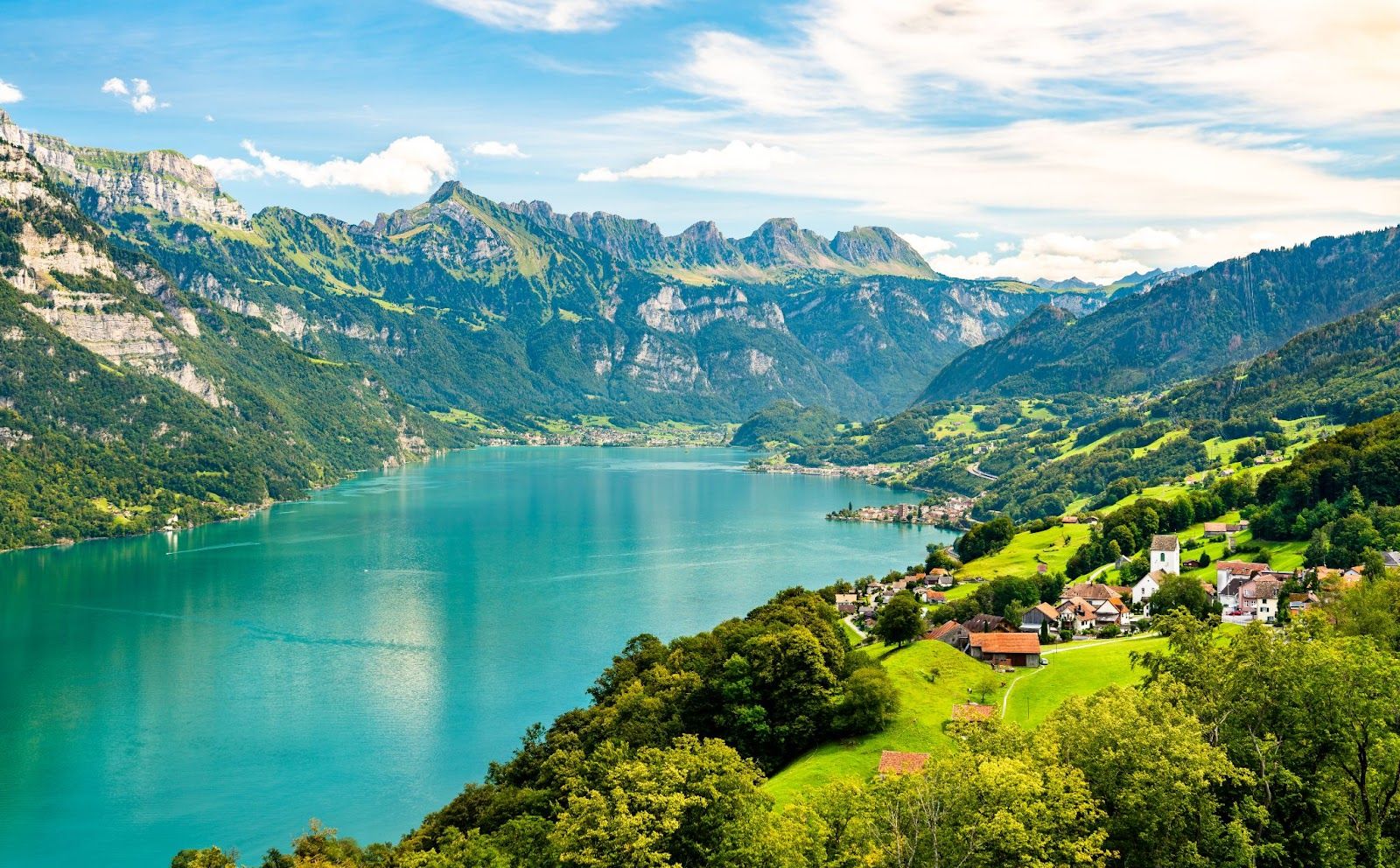 Best Swiss Rides: Explore Stunning Lakes Virtually on ROUVY | ROUVY